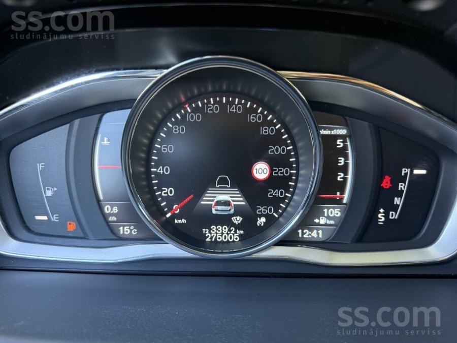 Pelēks Volvo V70 2015 Rīga, ar dzinēja tilpumu 2.00 L un nobraukumu 275 tūkst. km par 7750 €, foto 21 vietnē AUTOMOTO.COM.LV