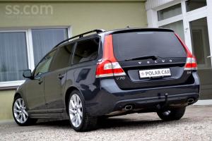 Grey Volvo V70 2015 in Tukums, with an engine capacity of 2.00 L and mileage of 275 thousand km for 8690 €, photo 5 on AUTOMOTO.COM.LV