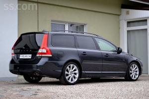Grey Volvo V70 2015 in Tukums, with an engine capacity of 2.00 L and mileage of 275 thousand km for 8690 €, photo 9 on AUTOMOTO.COM.LV