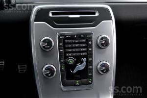 Grey Volvo V70 2015 in Tukums, with an engine capacity of 2.00 L and mileage of 275 thousand km for 8690 €, photo 18 on AUTOMOTO.COM.LV