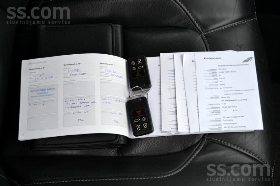 Grey Volvo V70 2015 in Tukums, with an engine capacity of 2.00 L and mileage of 275 thousand km for 8690 €, photo 30 on AUTOMOTO.COM.LV