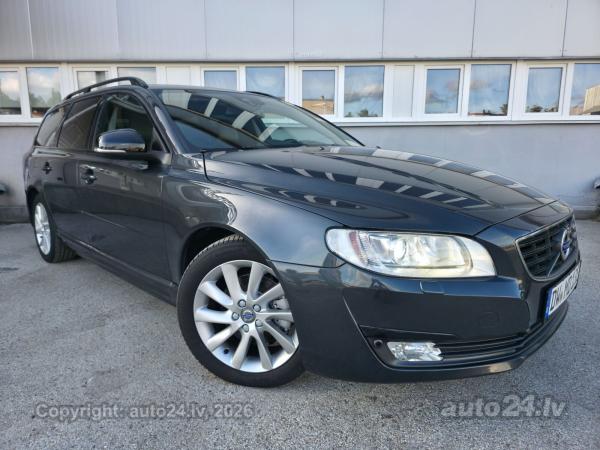 Pelēks Volvo V70 2015 Tallina, ar dzinēja tilpumu 2.00 L un nobraukumu 253 tūkst. km par 8890 €, foto 1 vietnē AUTOMOTO.COM.LV