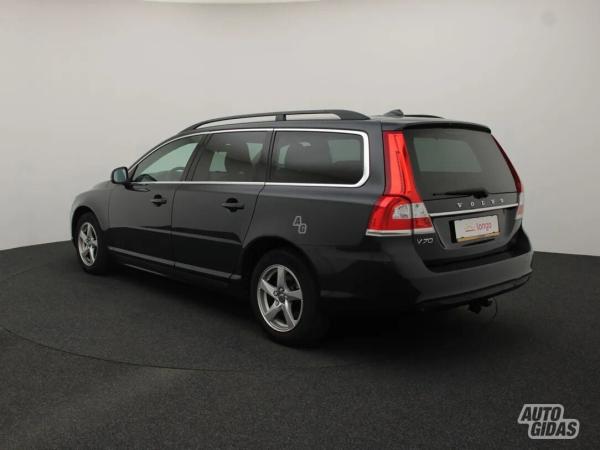 Grey Volvo V70 2015 in Vilnius, with an engine capacity of 2.00 L and mileage of 230 thousand km for 7299 €, photo 7 on AUTOMOTO.COM.LV