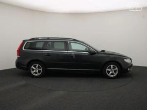 Grey Volvo V70 2015 in Vilnius, with an engine capacity of 2.00 L and mileage of 230 thousand km for 7299 €, photo 10 on AUTOMOTO.COM.LV