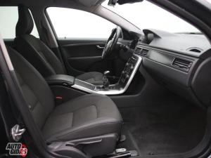 Grey Volvo V70 2015 in Vilnius, with an engine capacity of 2.00 L and mileage of 230 thousand km for 7299 €, photo 15 on AUTOMOTO.COM.LV