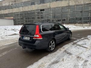Pelēks Volvo V70 2015 Cēsis, ar dzinēja tilpumu 2.00 L un nobraukumu 439 tūkst. km par 6990 €, foto 6 vietnē AUTOMOTO.COM.LV