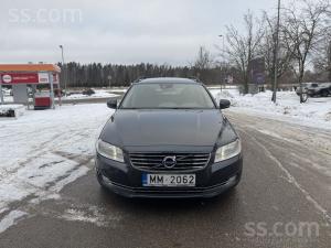 Pelēks Volvo V70 2015 Cēsis, ar dzinēja tilpumu 2.00 L un nobraukumu 439 tūkst. km par 6990 €, foto 8 vietnē AUTOMOTO.COM.LV