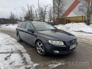 Pelēks Volvo V70 2015 Cēsis, ar dzinēja tilpumu 2.00 L un nobraukumu 439 tūkst. km par 6990 €, foto 9 vietnē AUTOMOTO.COM.LV
