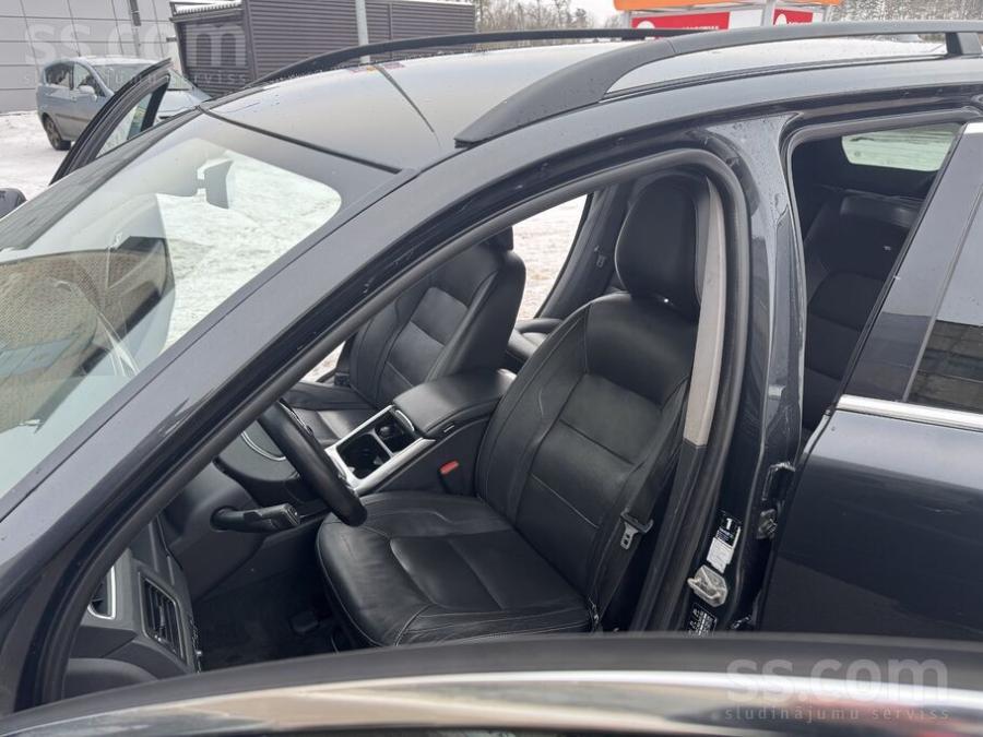 Pelēks Volvo V70 2015 Cēsis, ar dzinēja tilpumu 2.00 L un nobraukumu 439 tūkst. km par 6990 €, foto 20 vietnē AUTOMOTO.COM.LV