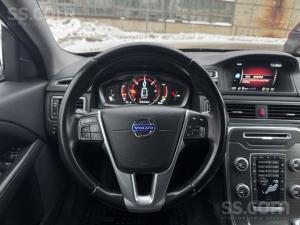 Pelēks Volvo V70 2015 Cēsis, ar dzinēja tilpumu 2.00 L un nobraukumu 439 tūkst. km par 6990 €, foto 24 vietnē AUTOMOTO.COM.LV