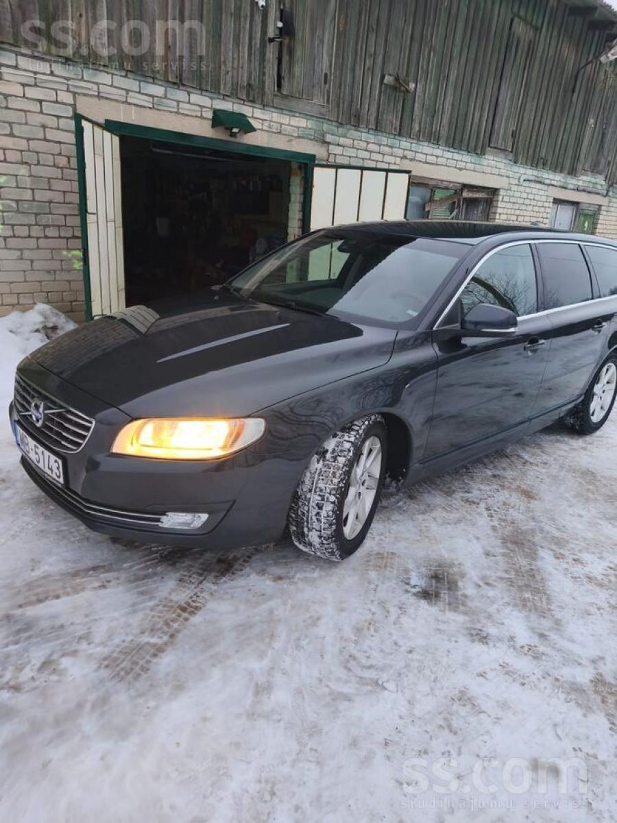 Pelēks Volvo V70 2015 Daugavpils, ar dzinēja tilpumu 1.60 L un nobraukumu 335 tūkst. km par 7500 €, foto 1 vietnē AUTOMOTO.COM.LV