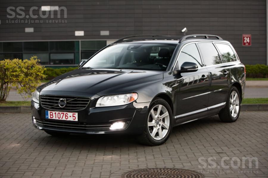 Pelēks Volvo V70 2015 Jelgava, ar dzinēja tilpumu 2.00 L un nobraukumu 0 tūkst. km par 7890 €, foto 1 vietnē AUTOMOTO.COM.LV