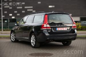 Pelēks Volvo V70 2015 Jelgava, ar dzinēja tilpumu 2.00 L un nobraukumu 0 tūkst. km par 7890 €, foto 4 vietnē AUTOMOTO.COM.LV