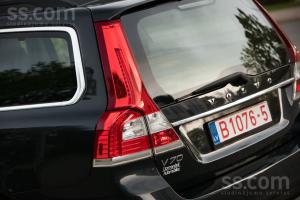 Pelēks Volvo V70 2015 Jelgava, ar dzinēja tilpumu 2.00 L un nobraukumu 0 tūkst. km par 7890 €, foto 6 vietnē AUTOMOTO.COM.LV
