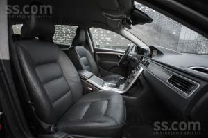 Pelēks Volvo V70 2015 Jelgava, ar dzinēja tilpumu 2.00 L un nobraukumu 0 tūkst. km par 7890 €, foto 13 vietnē AUTOMOTO.COM.LV