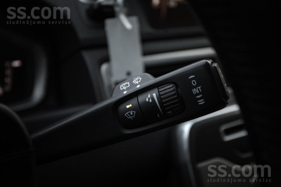 Pelēks Volvo V70 2015 Jelgava, ar dzinēja tilpumu 2.00 L un nobraukumu 0 tūkst. km par 7890 €, foto 27 vietnē AUTOMOTO.COM.LV