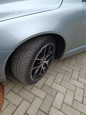Grey Volvo V70 2015 in Siauliai, with an engine capacity of 1.97 L and mileage of 300 thousand km for 7700 €, photo 7 on AUTOMOTO.COM.LV