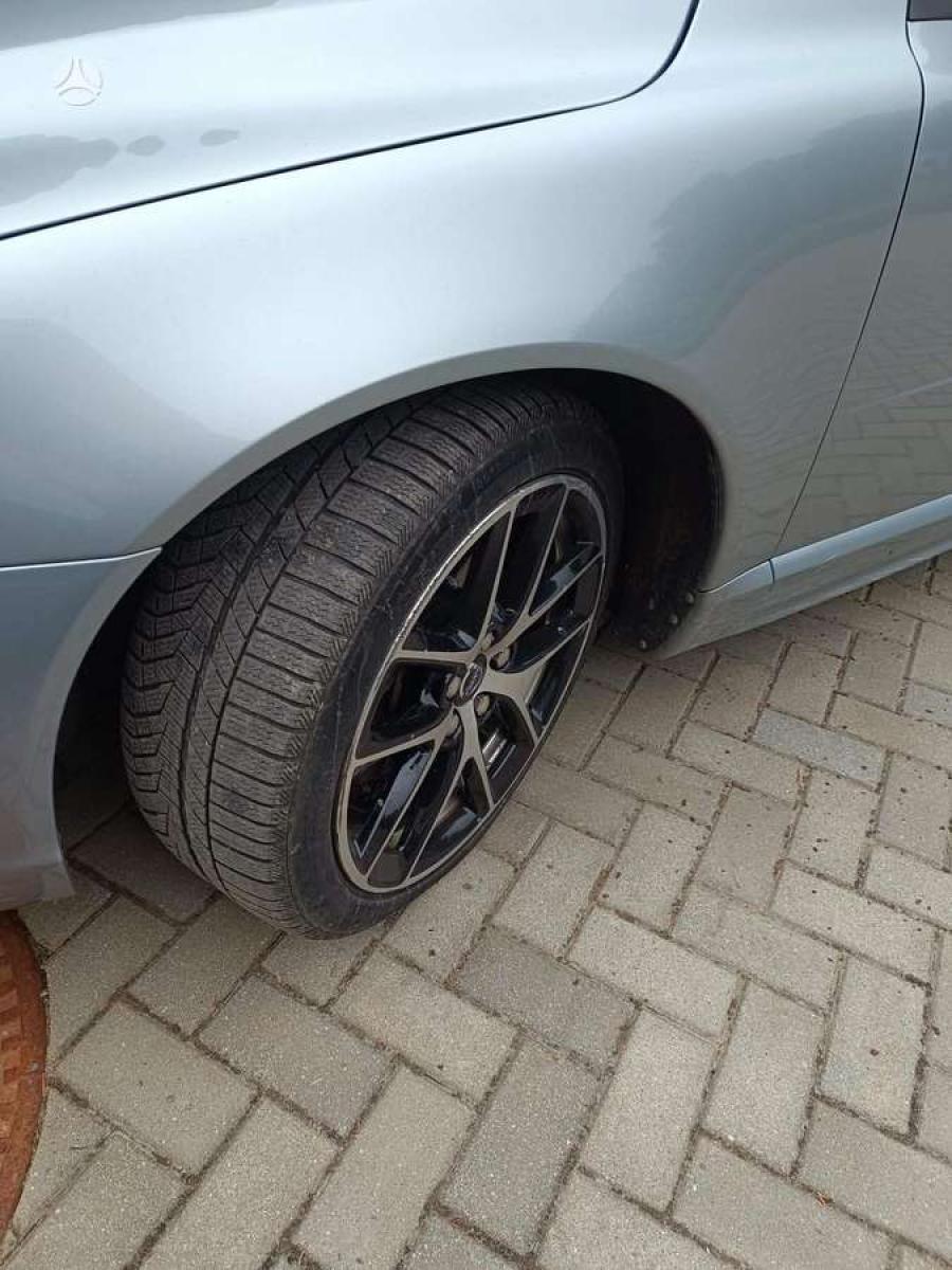 Grey Volvo V70 2015 in Siauliai, with an engine capacity of 1.97 L and mileage of 300 thousand km for 7700 €, photo 7 on AUTOMOTO.COM.LV