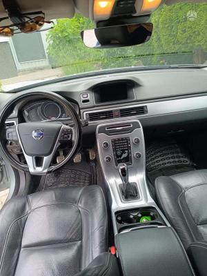 Grey Volvo V70 2015 in Siauliai, with an engine capacity of 1.97 L and mileage of 300 thousand km for 7700 €, photo 9 on AUTOMOTO.COM.LV