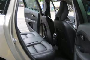 Grey Volvo V70 2015 in Riga, with an engine capacity of 2.00 L and mileage of 289 thousand km for 8190 €, photo 19 on AUTOMOTO.COM.LV