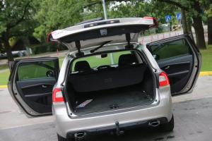 Grey Volvo V70 2015 in Riga, with an engine capacity of 2.00 L and mileage of 289 thousand km for 8190 €, photo 20 on AUTOMOTO.COM.LV