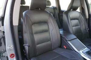 Pelēks Volvo V70 2015 Rīga, ar dzinēja tilpumu 2.00 L un nobraukumu 247 tūkst. km par 7200 €, foto 14 vietnē AUTOMOTO.COM.LV