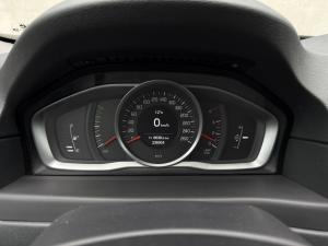Pelēks Volvo V70 2015 Rīga, ar dzinēja tilpumu 2.00 L un nobraukumu 237 tūkst. km par 6690 €, foto 15 vietnē AUTOMOTO.COM.LV