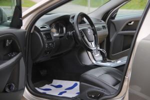 Grey Volvo V70 2015 in Riga, with an engine capacity of 2.00 L and mileage of 275 thousand km for 7990 €, photo 11 on AUTOMOTO.COM.LV