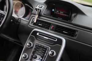 Grey Volvo V70 2015 in Riga, with an engine capacity of 2.00 L and mileage of 275 thousand km for 7990 €, photo 15 on AUTOMOTO.COM.LV