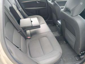 Grey Volvo V70 2015 in Ukmerge, with an engine capacity of 1.98 L and mileage of 289 thousand km for 4800 €, photo 8 on AUTOMOTO.COM.LV