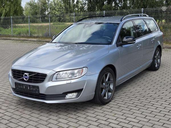 Pelēks Volvo V70 2015 Marijampole, ar dzinēja tilpumu 1.97 L un nobraukumu 290 tūkst. km par 5400 €, foto 1 vietnē AUTOMOTO.COM.LV