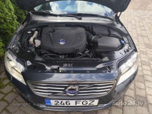 Grey Volvo V70 2015 in Paide, with an engine capacity of 2.00 L and mileage of 293 thousand km for 7990 €, photo 12 on AUTOMOTO.COM.LV
