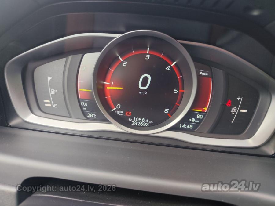 Grey Volvo V70 2015 in Paide, with an engine capacity of 2.00 L and mileage of 293 thousand km for 7990 €, photo 23 on AUTOMOTO.COM.LV