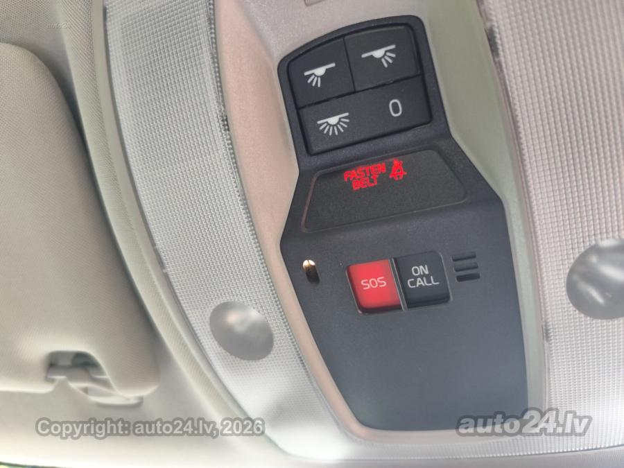 Grey Volvo V70 2015 in Paide, with an engine capacity of 2.00 L and mileage of 293 thousand km for 7990 €, photo 28 on AUTOMOTO.COM.LV