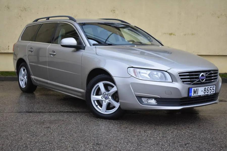Pelēks Volvo V70 2015 Talsi, ar dzinēja tilpumu 2.00 L un nobraukumu 245 tūkst. km par 5400 €, foto 1 vietnē AUTOMOTO.COM.LV