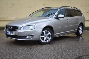 Pelēks Volvo V70 2015 Talsi, ar dzinēja tilpumu 2.00 L un nobraukumu 245 tūkst. km par 5400 €, foto 5 vietnē AUTOMOTO.COM.LV