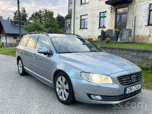 Pelēks Volvo V70 2015 Gulbene, ar dzinēja tilpumu 2.00 L un nobraukumu 240 tūkst. km par 6250 €, foto 3 vietnē AUTOMOTO.COM.LV