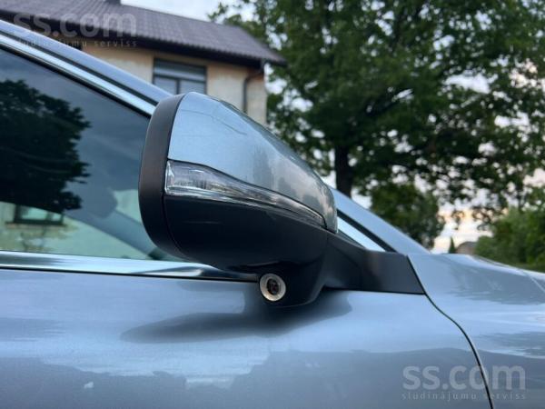 Grey Volvo V70 2015 in Gulbene, with an engine capacity of 2.00 L and mileage of 240 thousand km for 6250 €, photo 5 on AUTOMOTO.COM.LV
