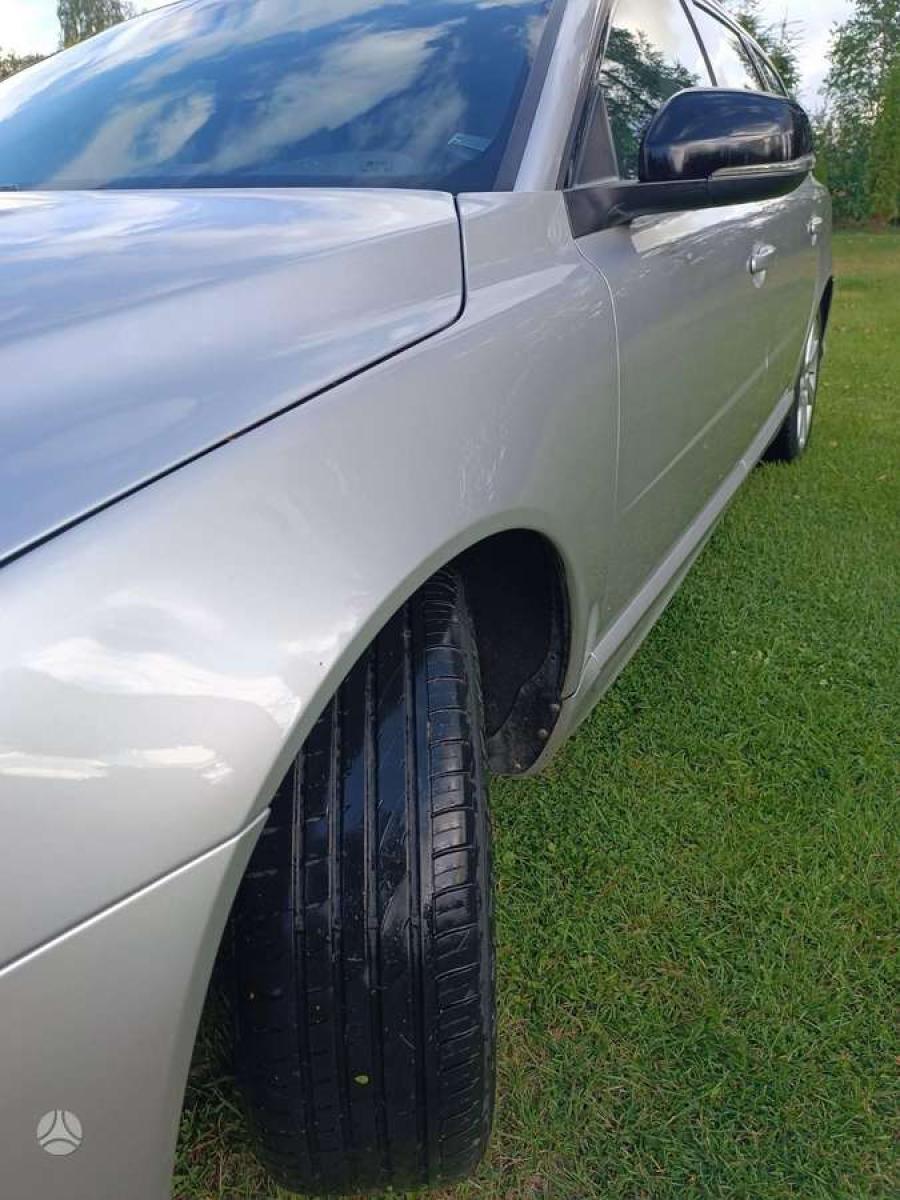 Grey Volvo V70 2015 in Varena, with an engine capacity of 1.98 L and mileage of 310 thousand km for 7150 €, photo 10 on AUTOMOTO.COM.LV