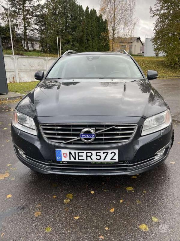 Grey Volvo V70 2016 in Alytus, with an engine capacity of 1.98 L and mileage of 290 thousand km for 6300 €, photo 2 on AUTOMOTO.COM.LV