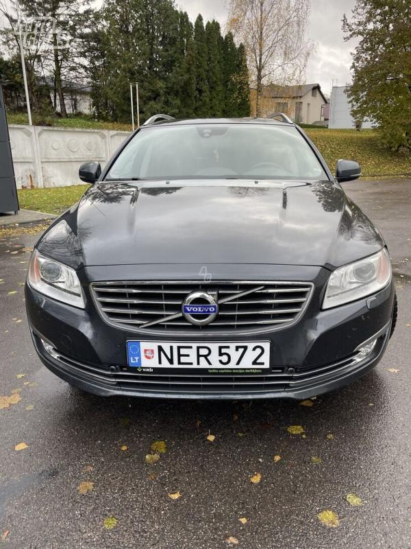 Grey Volvo V70 2016 in Alytus, with an engine capacity of 2.00 L and mileage of 290 thousand km for 6300 €, photo 2 on AUTOMOTO.COM.LV