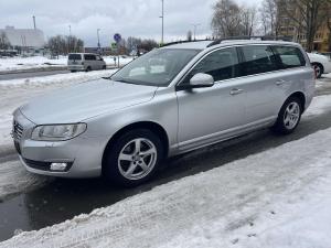 Grey Volvo V70 2016 in Kaunas, with an engine capacity of 1.97 L and mileage of 200 thousand km for 6750 €, photo 2 on AUTOMOTO.COM.LV