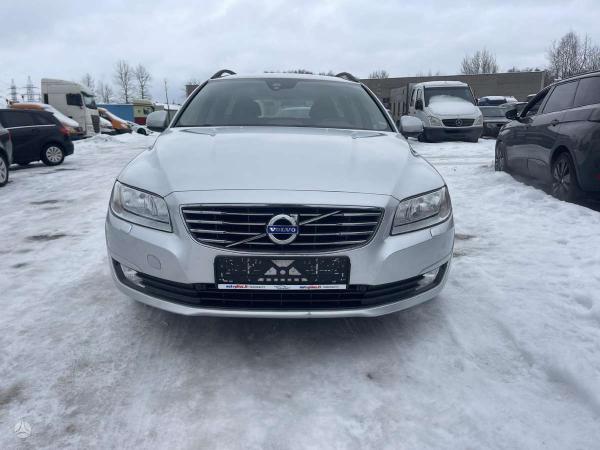 Pelēks Volvo V70 2016 Kauņa, ar dzinēja tilpumu 1.97 L un nobraukumu 200 tūkst. km par 6750 €, foto 4 vietnē AUTOMOTO.COM.LV