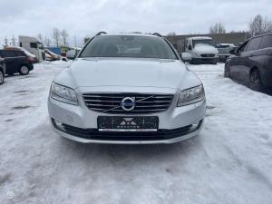 Grey Volvo V70 2016 in Kaunas, with an engine capacity of 1.97 L and mileage of 200 thousand km for 6750 €, photo 4 on AUTOMOTO.COM.LV