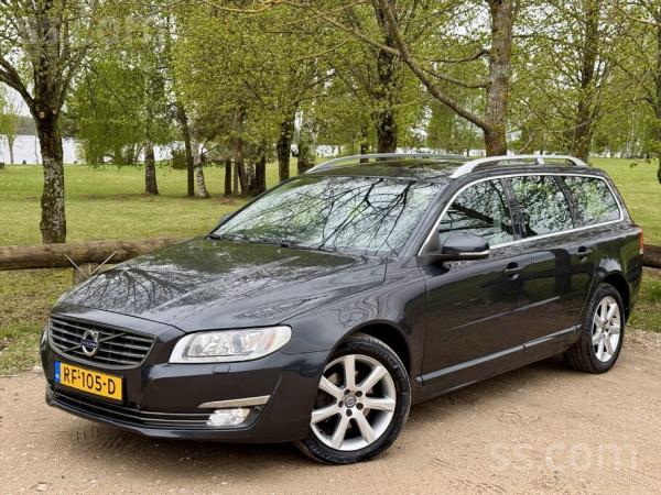 Grey Volvo V70 2016 in Riga, with an engine capacity of 2.00 L and mileage of 278 thousand km for 6980 €, photo 3 on AUTOMOTO.COM.LV