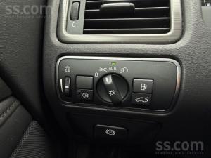 Pelēks Volvo V70 2016 Rīga, ar dzinēja tilpumu 2.00 L un nobraukumu 278 tūkst. km par 6980 €, foto 24 vietnē AUTOMOTO.COM.LV