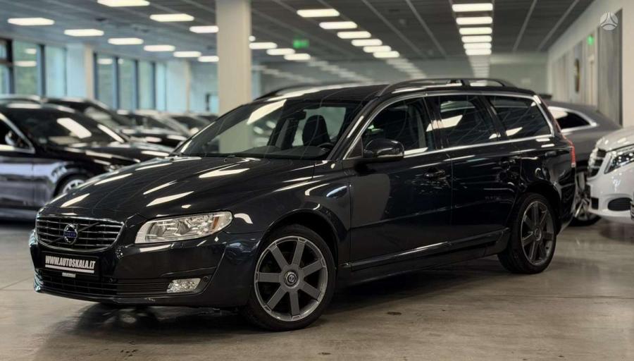 Pelēks Volvo V70 2016 Klaipėda, ar dzinēja tilpumu 1.98 L un nobraukumu 265 tūkst. km par 8750 €, foto 29 vietnē AUTOMOTO.COM.LV
