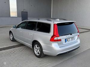 Pelēks Volvo V70 2016 Viļņa, ar dzinēja tilpumu 1.98 L un nobraukumu 295 tūkst. km par 5350 €, foto 5 vietnē AUTOMOTO.COM.LV
