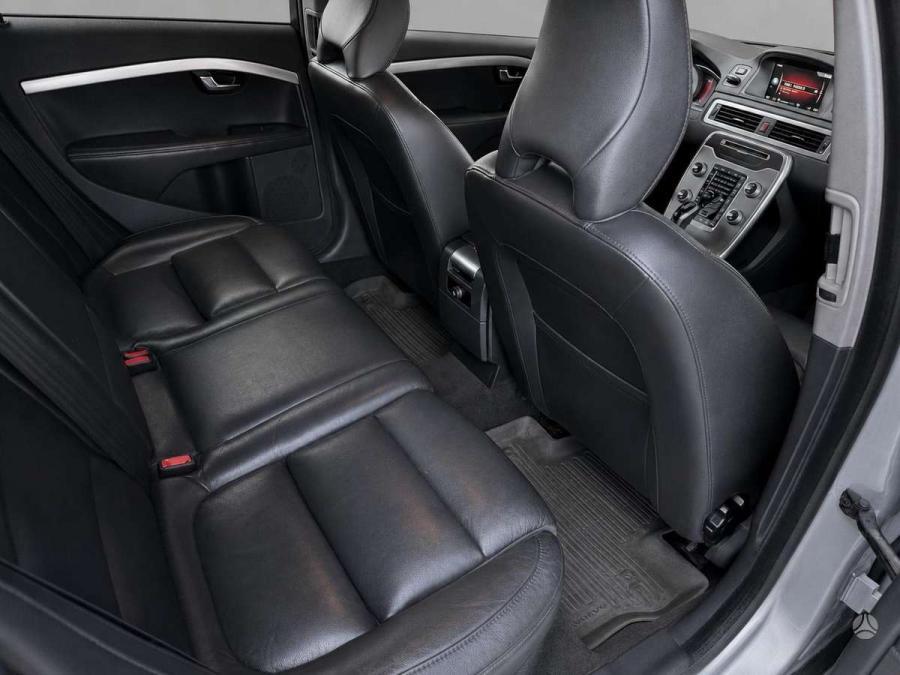 Pelēks Volvo V70 2016 Viļņa, ar dzinēja tilpumu 1.98 L un nobraukumu 295 tūkst. km par 5350 €, foto 13 vietnē AUTOMOTO.COM.LV