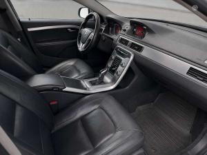 Pelēks Volvo V70 2016 Viļņa, ar dzinēja tilpumu 1.98 L un nobraukumu 295 tūkst. km par 5350 €, foto 14 vietnē AUTOMOTO.COM.LV